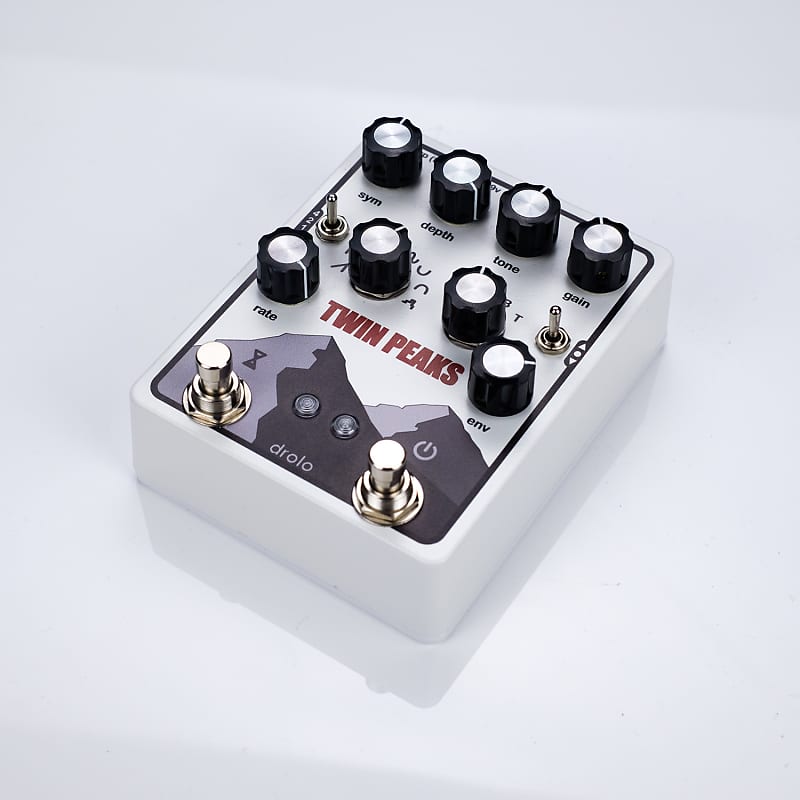 Drolo Twin Peaks V5 2022 white / Bias/opto/harmonic Tremolo | Reverb