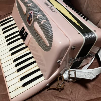 Generalfisa Pink *Vintage 48 Bass 17" Accordion* [EXCELLENT] | Reverb