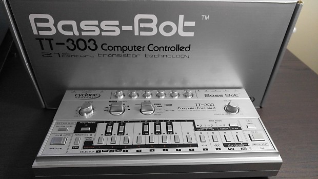 Cyclone Analogic Bass Bot TT-303 (TB-303 clone) | Reverb