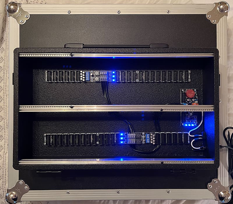 Blackhole Cases SIX_90 Powered Eurorack Case - 6U / 90HP | Reverb UK