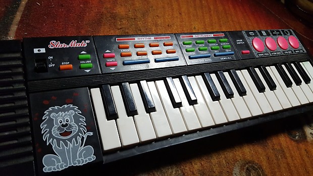 StarMate 8906 Small Keyboard Lion Decal Animal Sounds Good | Reverb
