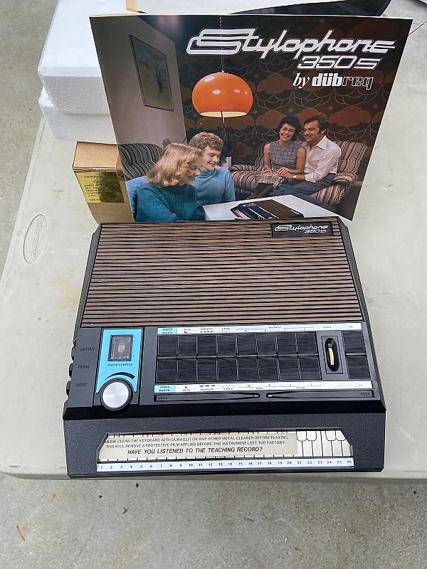 Stylophone 350s 1971 - Faux Wood Finish Over Plastic | Reverb