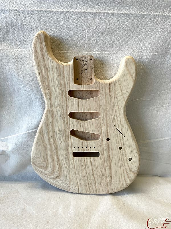 Guitar Mill S-Style Body / Ultra Light Swamp Ash / Rear | Reverb UK