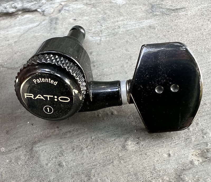 Graph Tech Ratio Locking Tuners Black 3 x 3 With Grover | Reverb