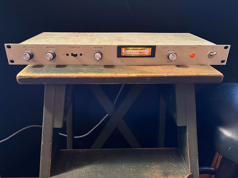 VINTAGE McMartin LR-1004a Compressor Limiter 1970’s - Studio | Reverb