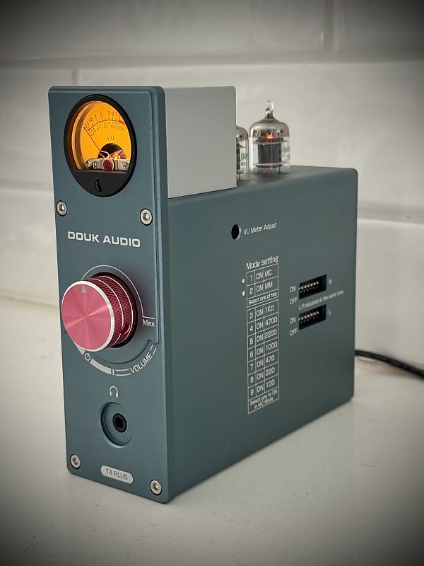 Douk Audio T4 Plus Vacuum Tube Phono Preamplifier 2024 | Reverb Canada