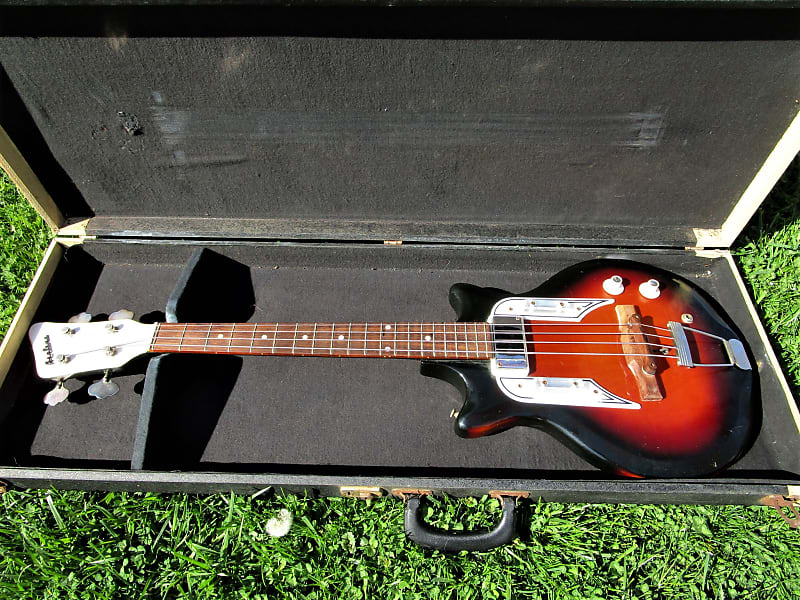 Vintage Valco Airline Pocket Bass Guitar, 1960's, 2 Pu., | Reverb