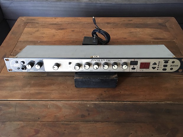 Zoom Studio 1204 Multi-effect Rack Unit and Vocoder | Reverb