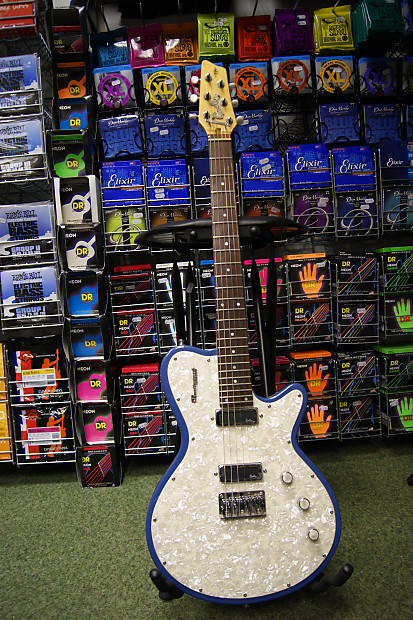 Godin Radiator electric guitar S/H | Reverb