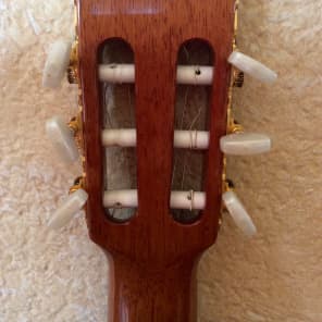 Classical guitar Manuel Raimundo #140 Six string 1997 Golden | Reverb
