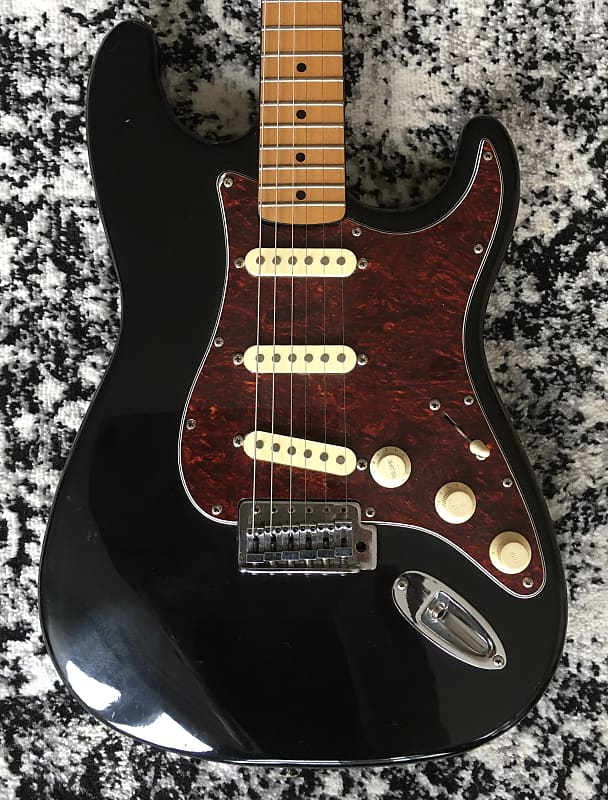 Camac Spacer Strat Copy 80s / 90s black | Reverb Canada