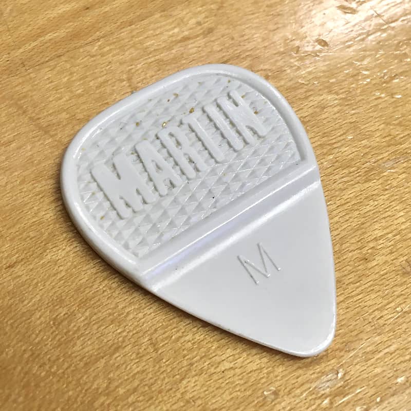 Martin Vintage Medium Pick 70’s White | Reverb