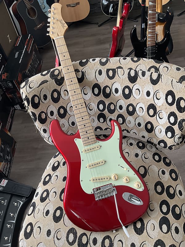 Tagima T635 2023 - Metallic Red | Reverb