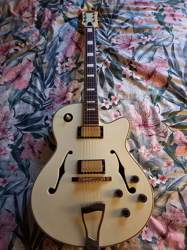 Stagg A300 Vintage Jazz Semi-acoustic Mint Green | Reverb UK