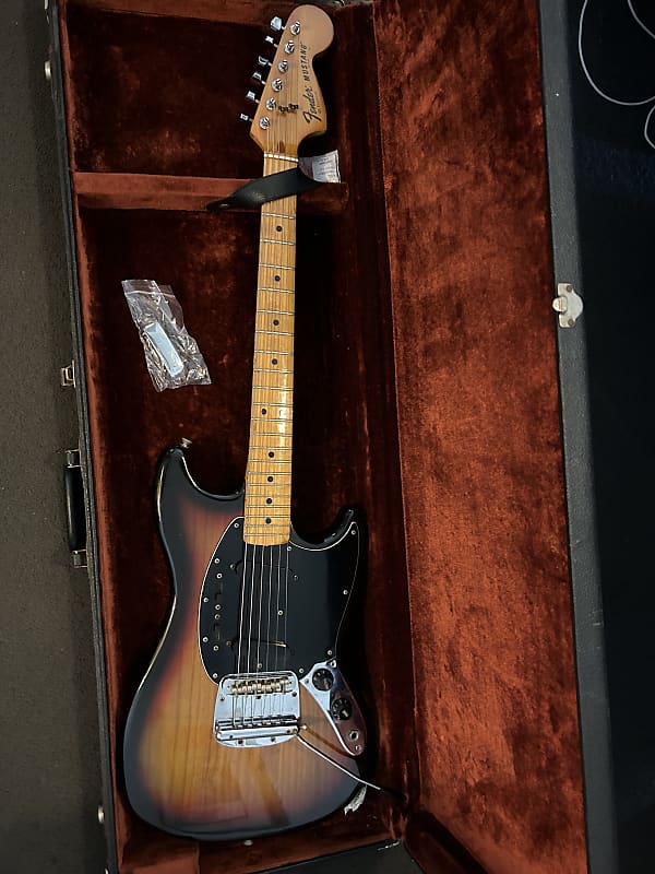 Fender Mustang 1978 - Sunburst Maple Neck | Reverb