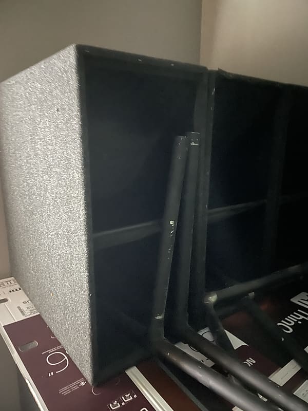 Brooks Sub Model #PDS - 112BH Black/Grey | Reverb