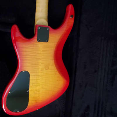 Guild Pilot SB602 1985 - Cherry Sunburst over Flamed body | Reverb