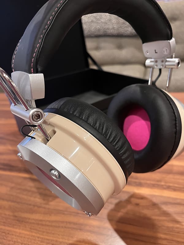 Avantone Pro MP-1 MixPhones Over-Ear Headphones - Cream | Reverb