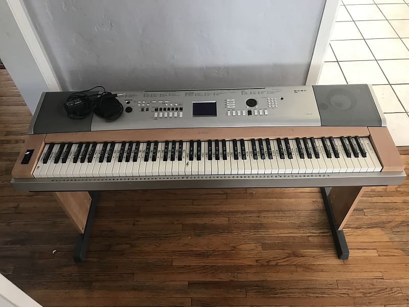 Yamaha YPG-635 Silver | Reverb