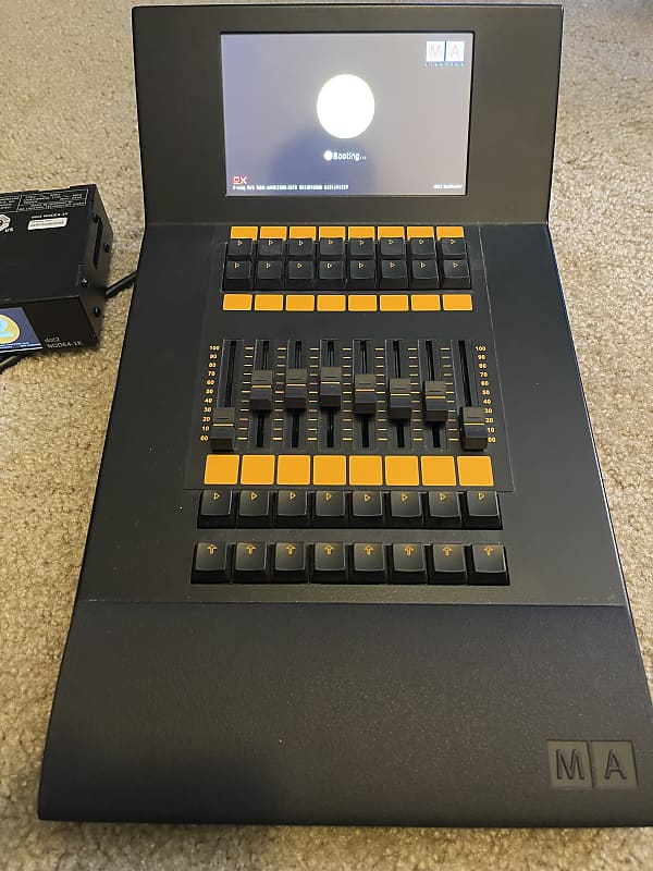 MA Dot 2 fader F Wing and Node 4 -1K | Reverb