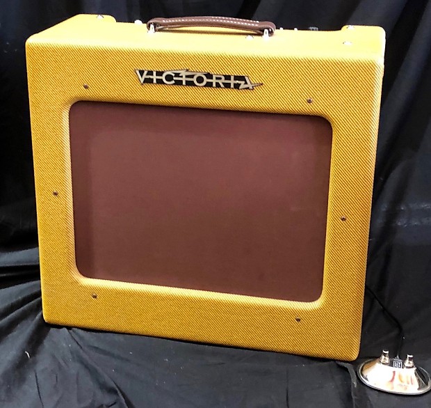 Victoria Regal 30 Watt 1x15 6L6 Tweed Tube Guitar Amplifier | Reverb