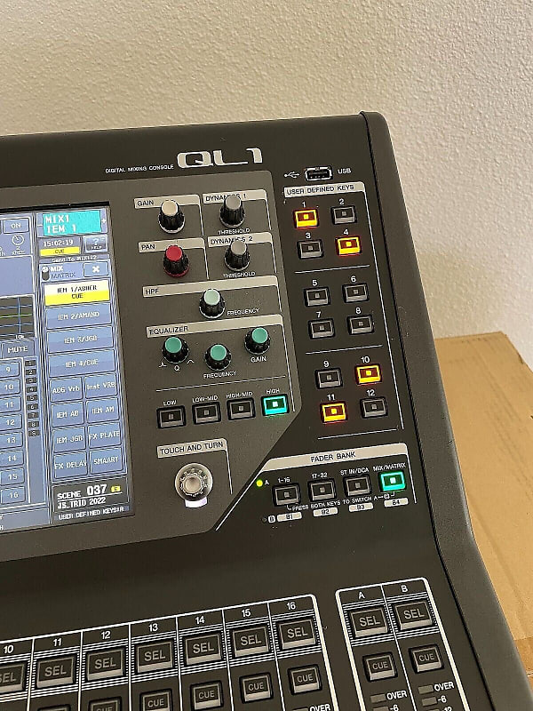 YAMAHA QL1 Digital Mixing Console | Reverb
