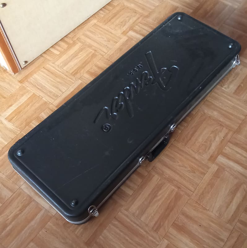 Fender Case 80s Big Logo , profiled left and right strat | Reverb