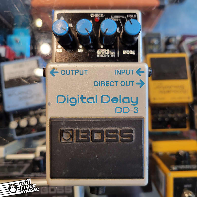 Boss DD-3 Digital Delay Effects Pedal Used | Reverb