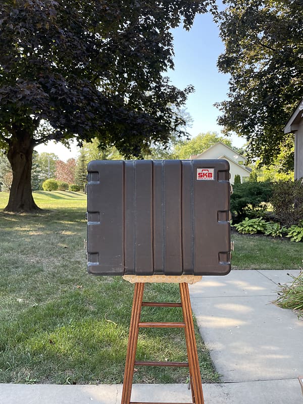 SKB 8 space equipment rack 2000s Black | Reverb