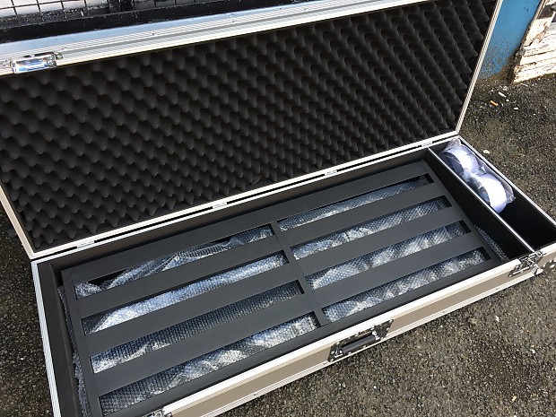 Rockboard Stadium Pedal Board with Flight Case | Reverb UK