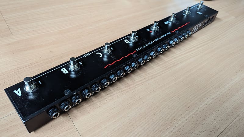 Voodoo Lab pedal switcher px-8 plus 2022 | Reverb UK