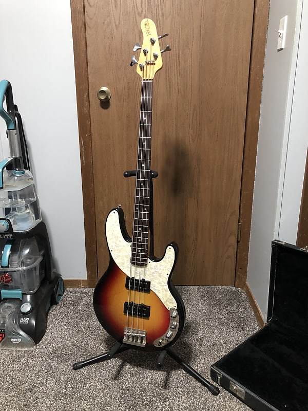 Robin Freedom Bass 1997 Three Tone Sunburst | Reverb