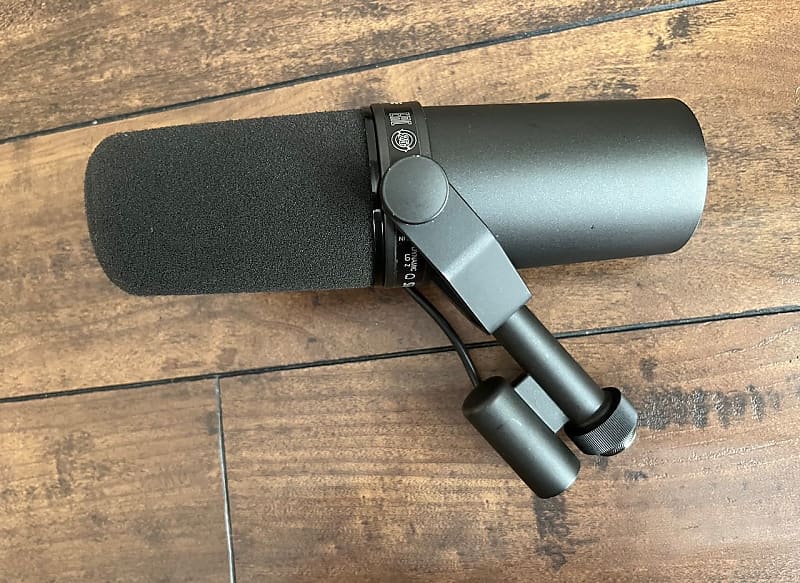 Shure SM7B Cardioid Dynamic Microphone SM 7B | Reverb