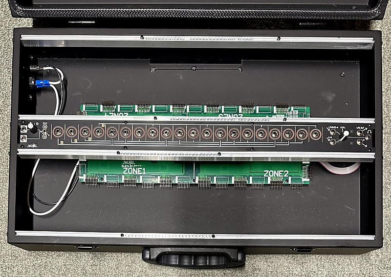 Make Noise 7U 4 Zone CV Bus Case Eurorack Case | Reverb