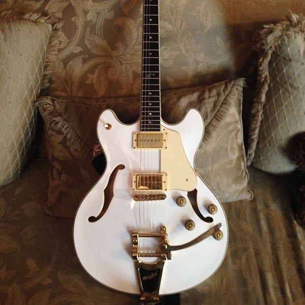 Schecter Robin Zander signature 2013 White | Reverb