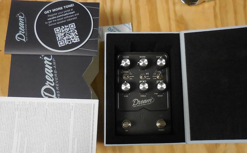 Universal Audio UAFX Dream '65 Reverb Amplifier Effects Pedal | Reverb