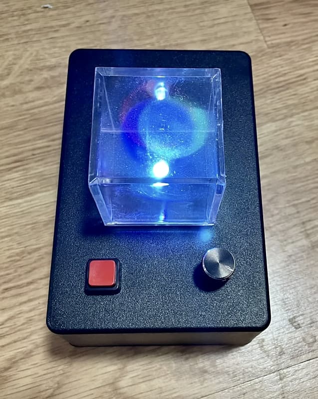Optical Theremin Synthesizer w/ Red, Green, and Blue Lighting | Reverb