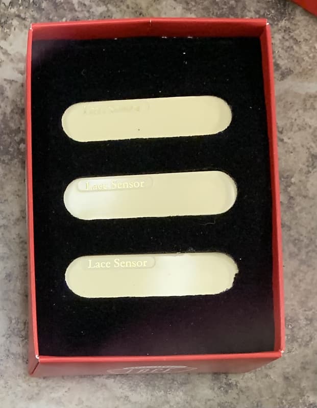 Lace Sensor Gold Strat Set | Reverb