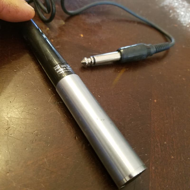 Realistic MC-1000 Slim 10 kOhm Dynamic Mic Taiwan 1970s - | Reverb