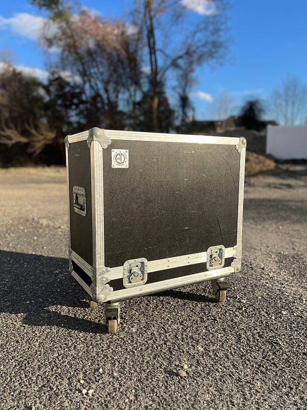 Circle Three Designs Custom Road Case w/ Wheels - Matte Black | Reverb