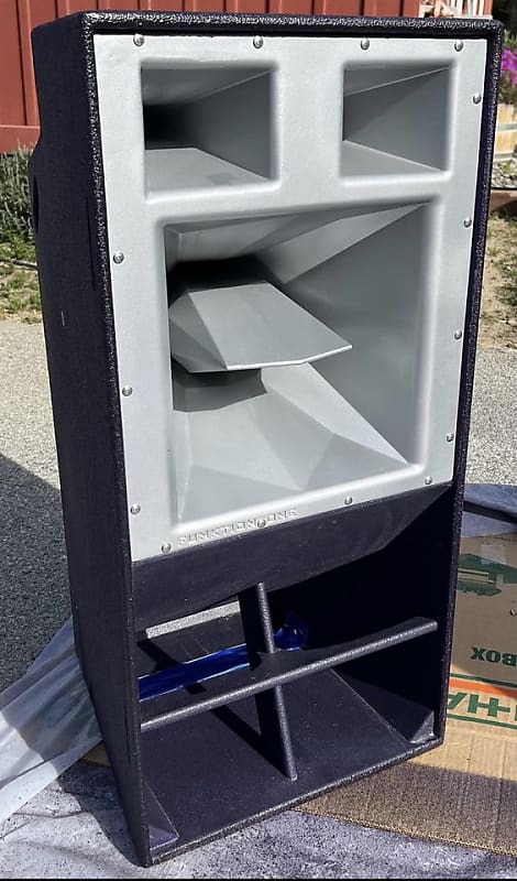 Funktion One Resolution 5 - Tough Urethane coating | Reverb