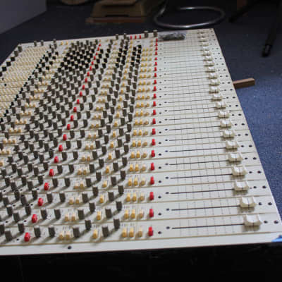 Vintage Quantum Audio console | Reverb