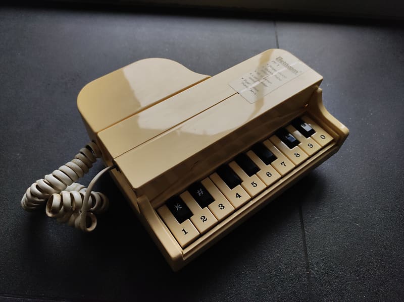 LO-FI Vintage Phone Grand Piano Shaped Microphone 1980's - | Reverb
