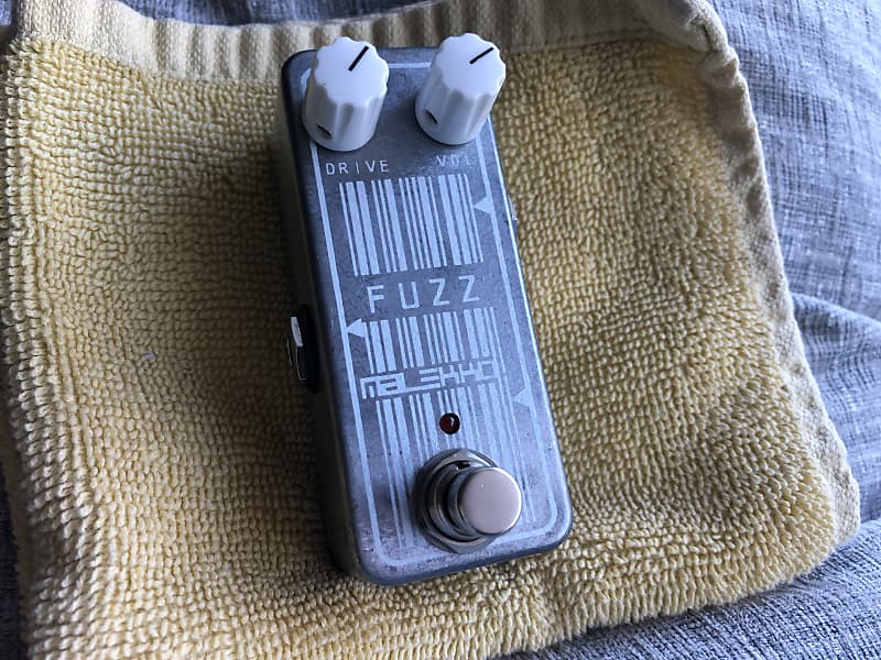 Malekko Heavy Industry - Omicron Fuzz | Reverb