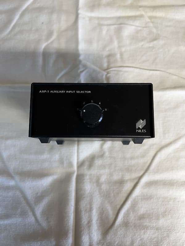 Niles AXP-1 Auxiliary Input Selector Black | Reverb
