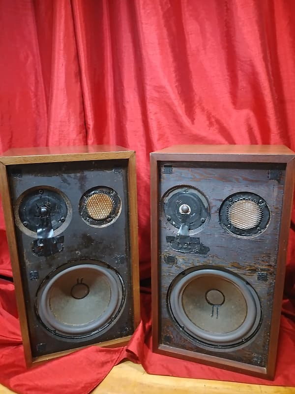 Acoustic Research AR 2 aX 1965 - Walnut | Reverb