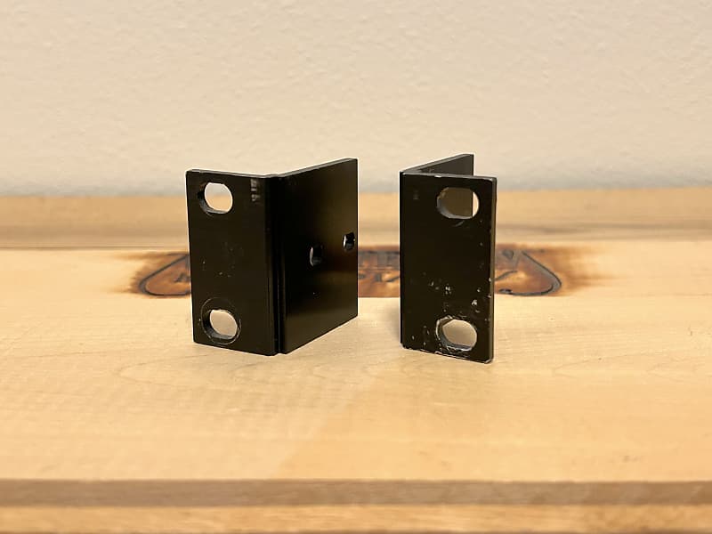 DBX Single Unit Rack Ears - Black | Reverb