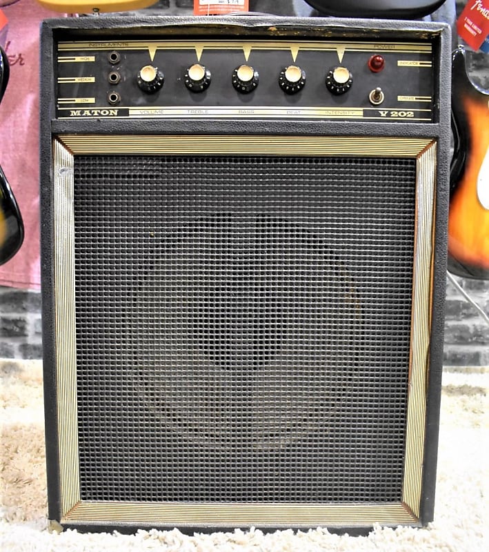 Used Maton V202 Guitar Amp | Reverb