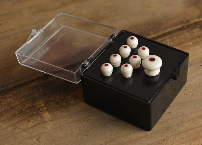 Martin Bridge and End Pin Set Authentic White w/ Tortoise | Reverb