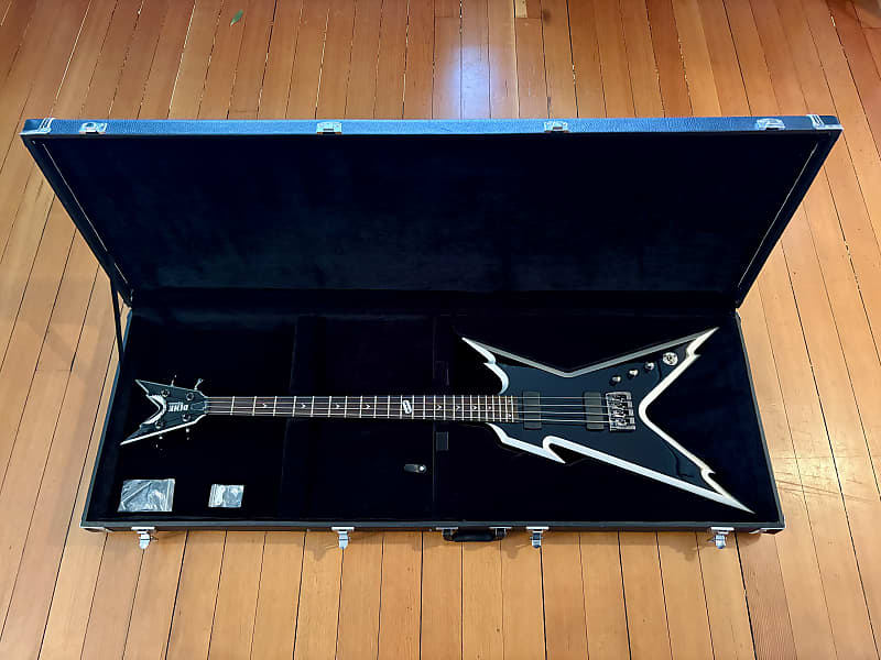 2007 Dean Dime Razorback Bass Black & Silver Bevels Hard Case | Reverb